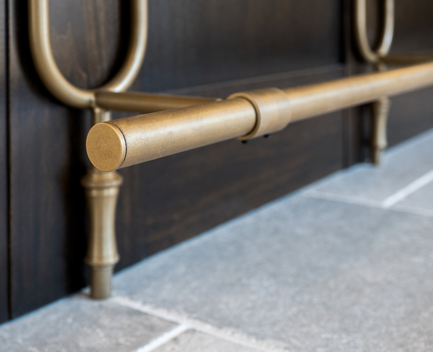Decorative Bar Front Support System with Foot Rail