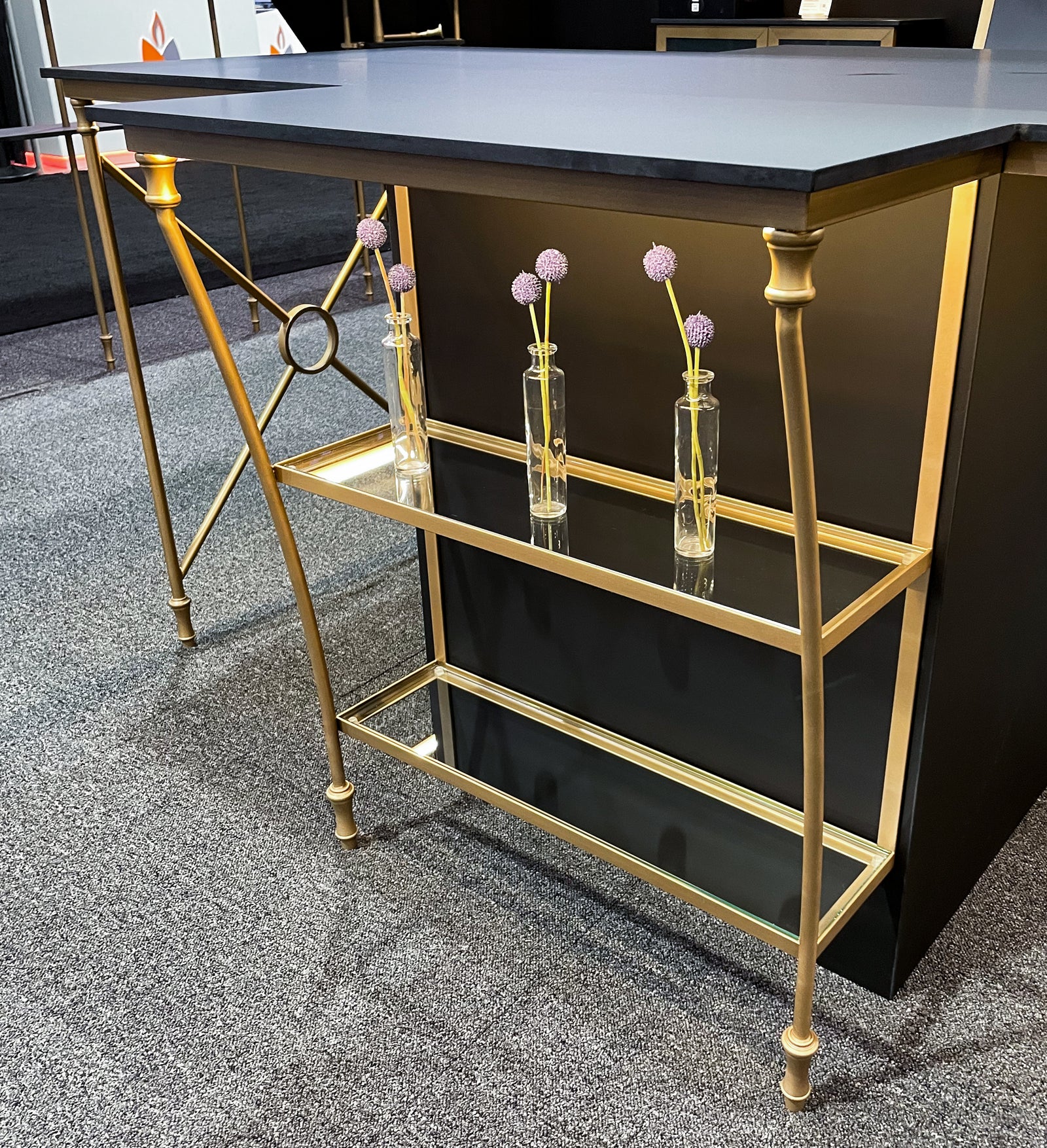 Tapered Island End Cap